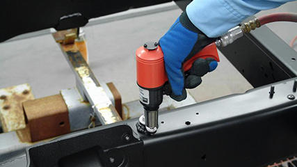 Solid and Blind Rivet Bonding Hands-On Skills Development